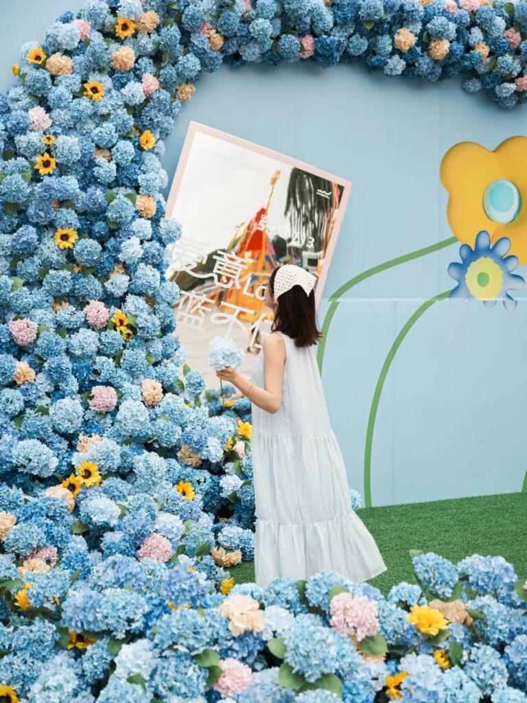 深圳歡樂海岸最新打卡場景｜愛意藍不住｜即日起至7月13日 - Flyday.hk 全港最多機票優惠｜酒店套票｜旅遊平價資訊